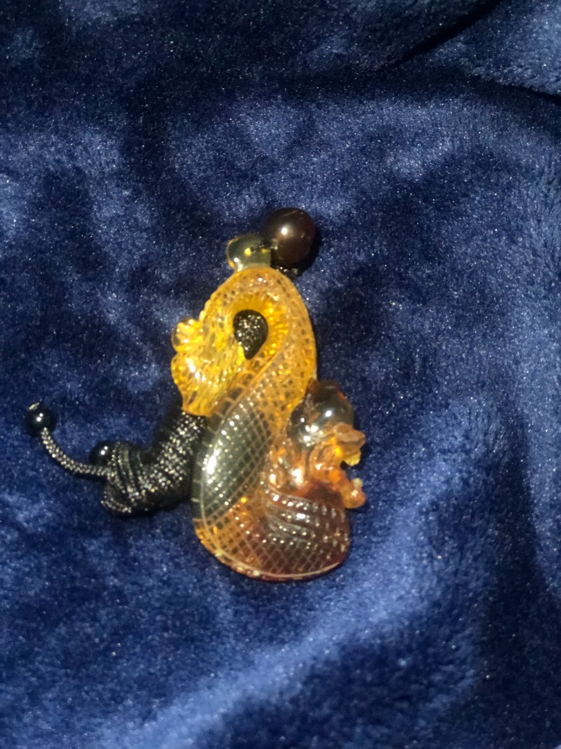 Amber Charm - Dragon, Women's Fashion, Jewelry & Organisers, Charms on ...