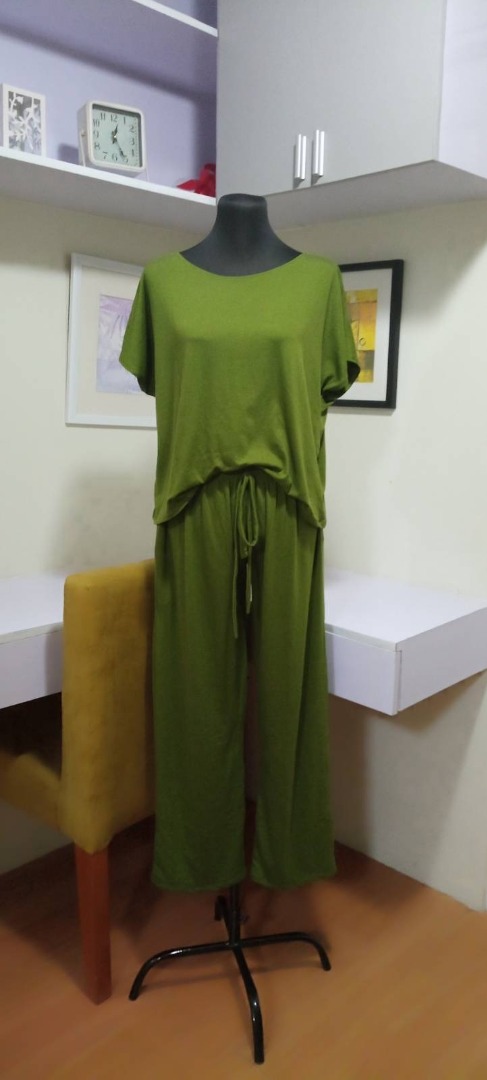 Army Green Coords, Women's Fashion, Dresses & Sets, Sets or Coordinates ...
