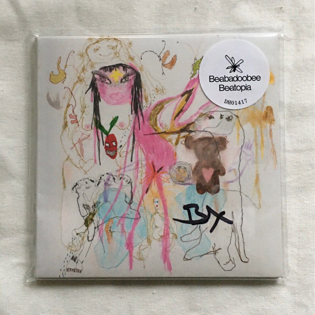 Beabadoobee - Beatopia Signed CD, Hobbies & Toys, Music & Media, CDs ...