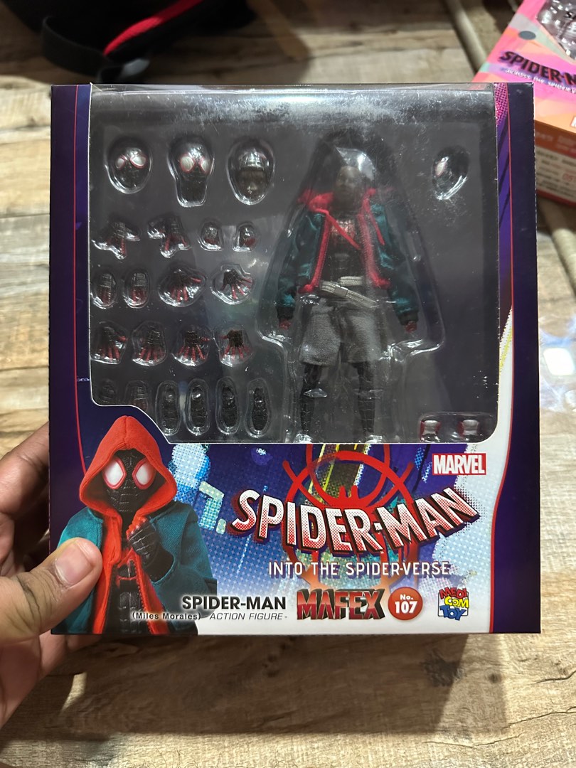 BIB/MIB Medicom MAFEX Spider-Man Into The SpiderVerse Spider-Verse ...
