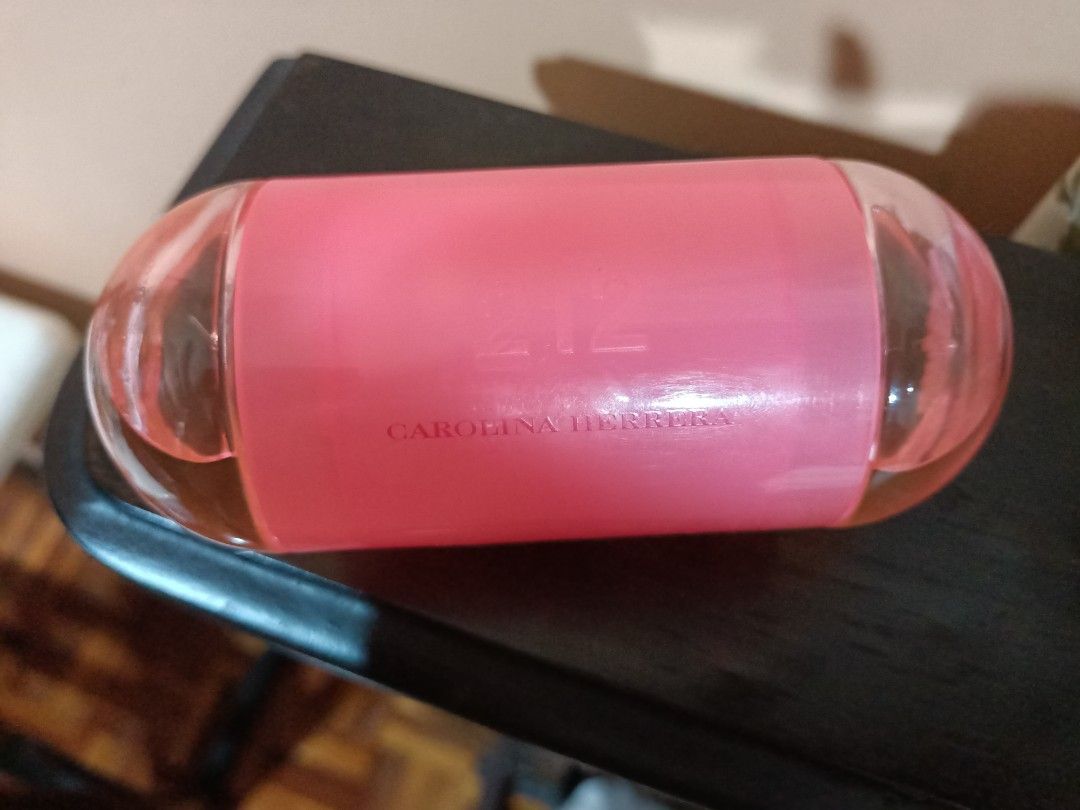 Carolina Herrera 212 pop, Beauty & Personal Care, Fragrance ...