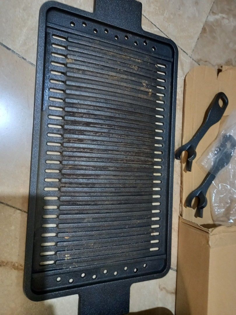 Denmark stovetop BBQ Grill Smoker, TV & Home Appliances, Kitchen ...