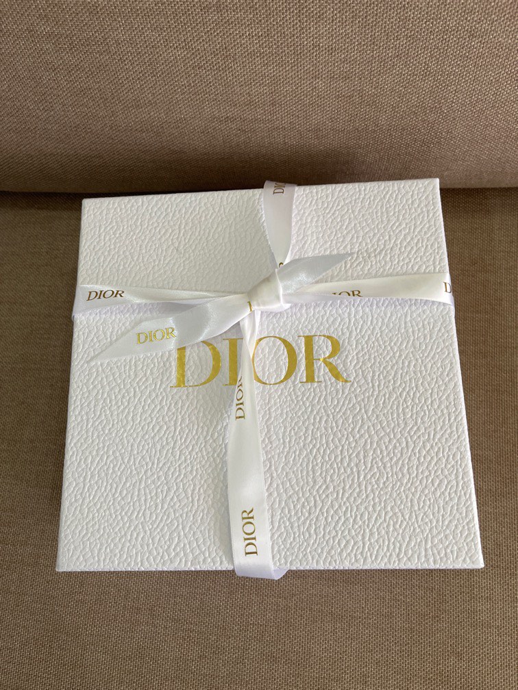 Dior gift box, Women's Fashion, Watches & Accessories, Other ...