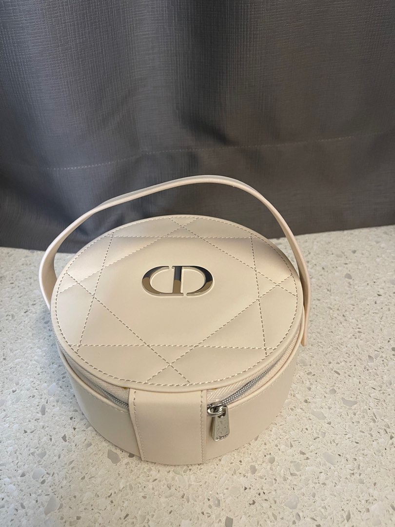 Dior Perfumes Vanity Case, Women's Fashion, Jewelry & Organisers ...