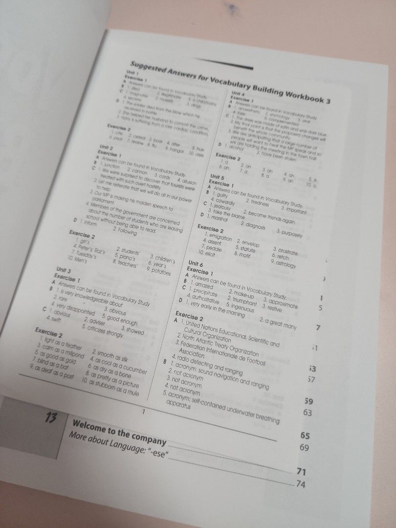 English vocabulary building workbook volume 3, Hobbies & Toys, Books ...