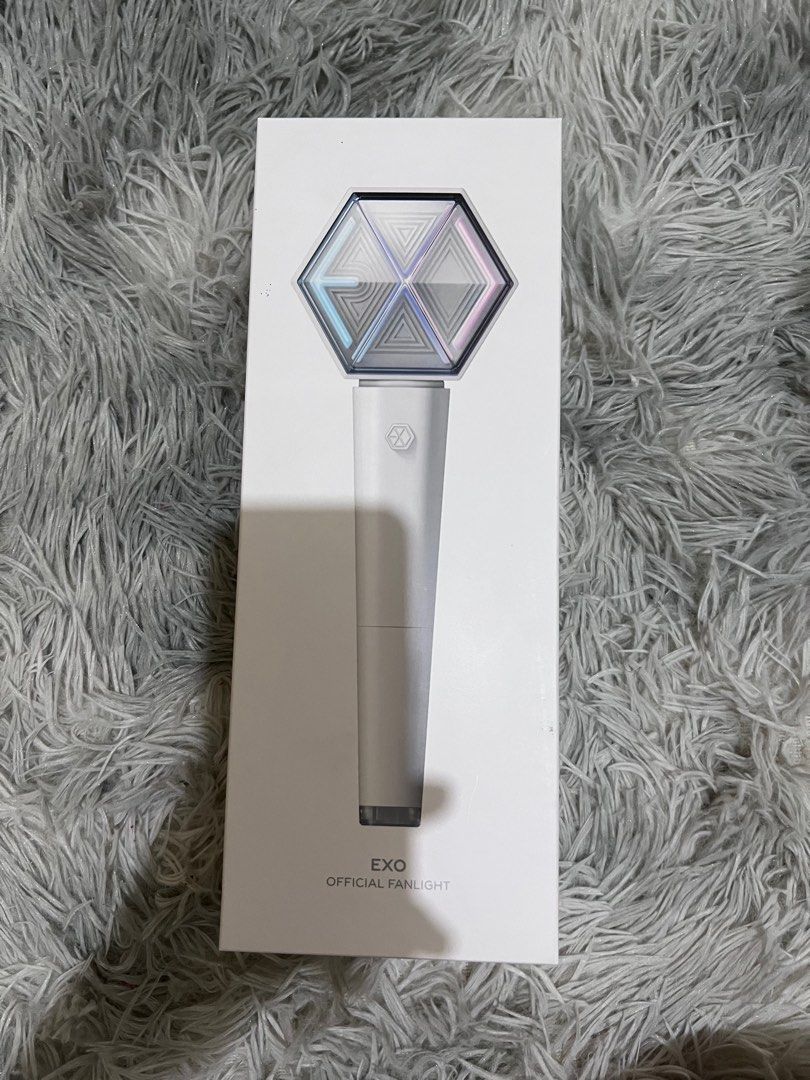 Exo Official Lightstick Version 3, Hobbies & Toys, Memorabilia ...