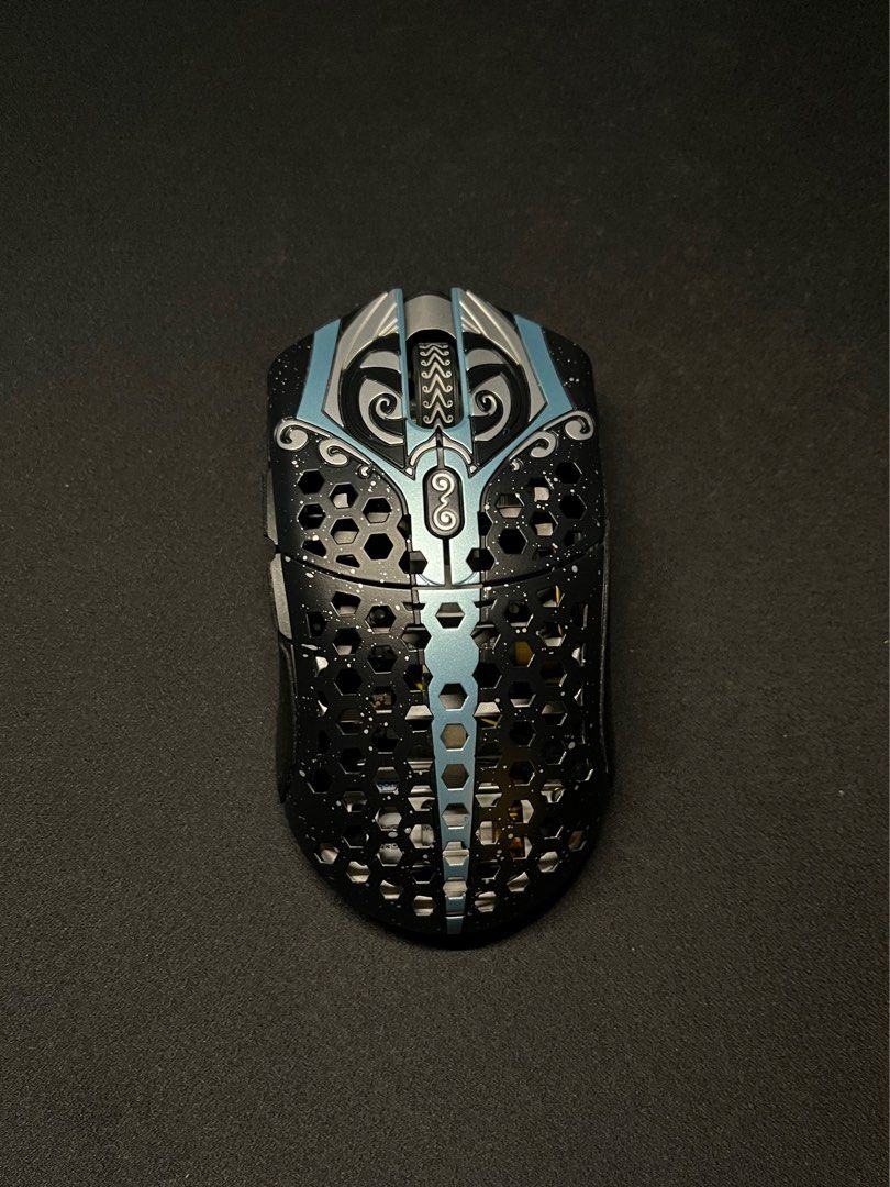 Finalmouse Starlight 12 Phantom Medium, Computers & Tech, Parts ...
