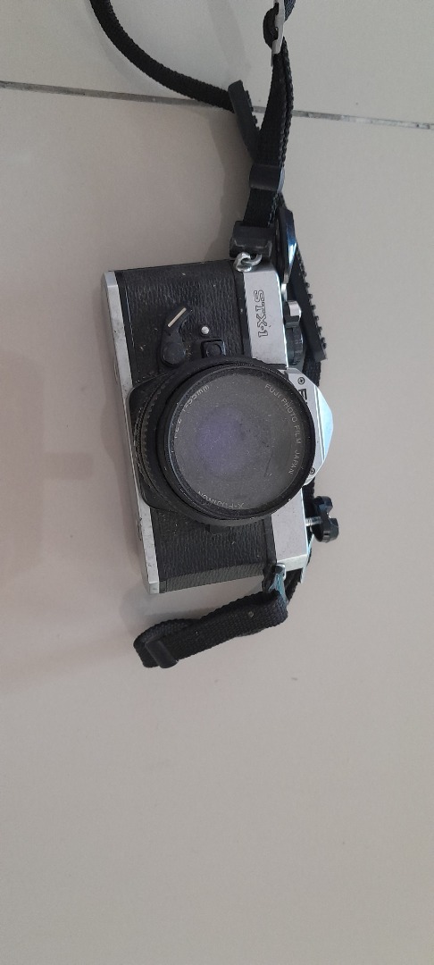 Fujica vintage camera (spoilt), Photography, Cameras on Carousell
