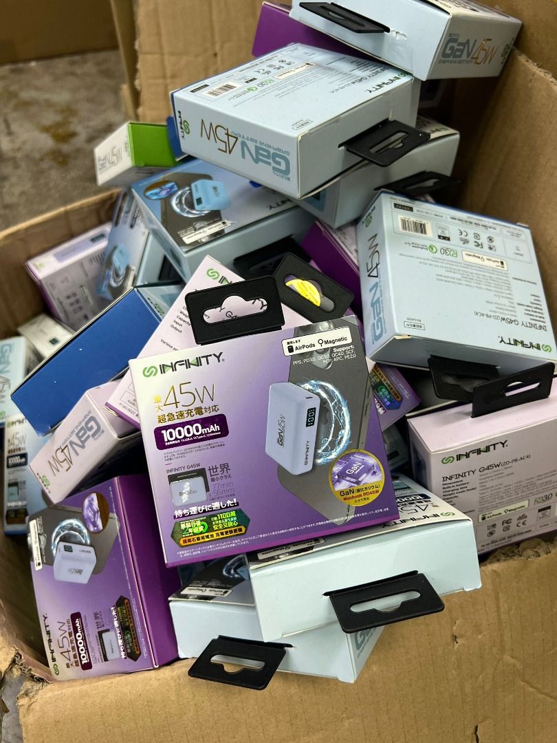 全球首款GaN&石墨烯外置充電器 旗艦型號 INFINITY G45W, 手提電話, 電話及其他裝置配件, 電池及充電器 - Carousell