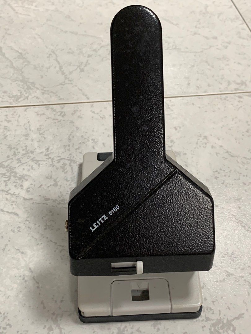 Giant Hole Puncher (heavy duty), Hobbies & Toys, Stationery & Craft ...