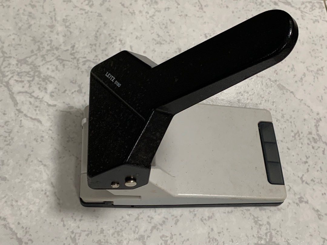 Giant Hole Puncher (heavy duty), Hobbies & Toys, Stationery & Craft ...