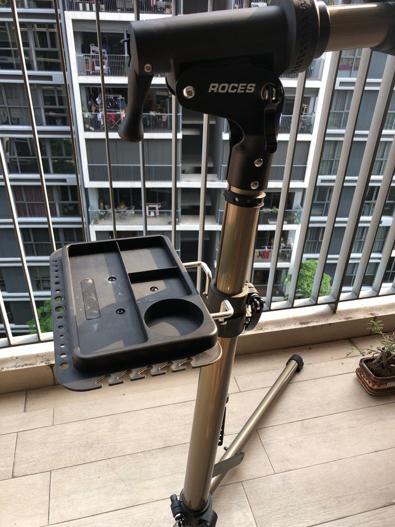 Heavy Duty Roces bike repair stand., Sports Equipment, Bicycles & Parts ...