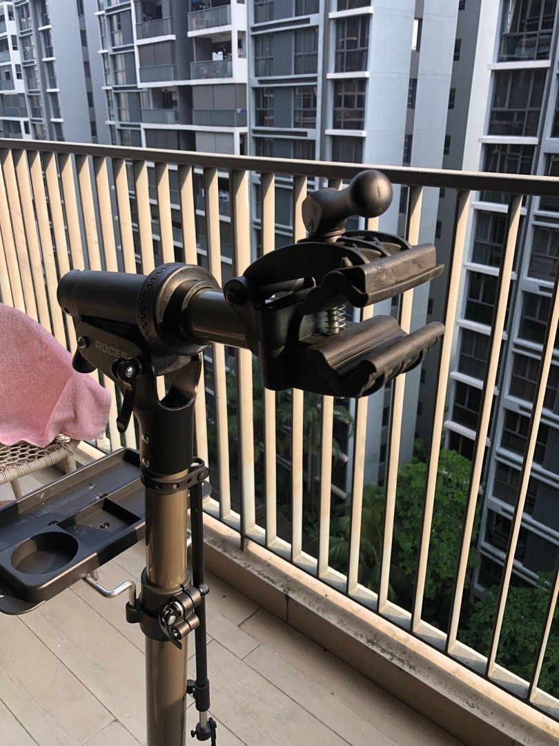 Heavy Duty Roces bike repair stand., Sports Equipment, Bicycles & Parts ...