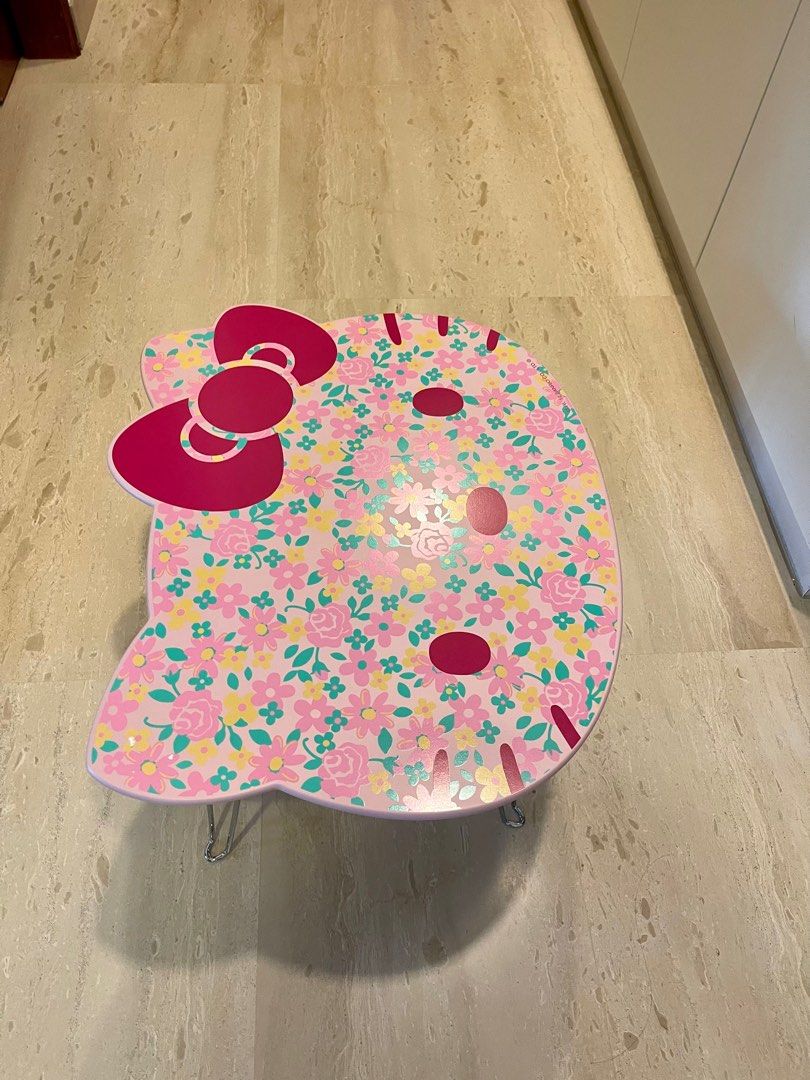 Hello Kitty Kids table, Babies & Kids, Baby Nursery & Kids Furniture ...