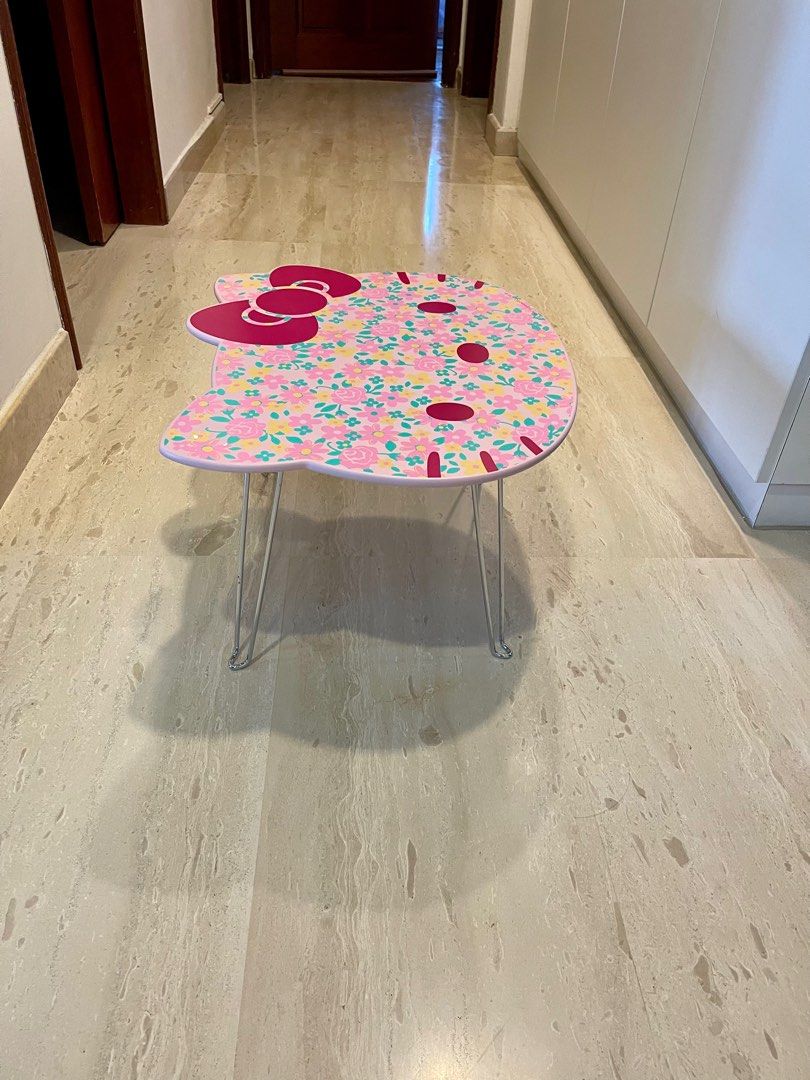 Hello Kitty Kids table, Babies & Kids, Baby Nursery & Kids Furniture ...