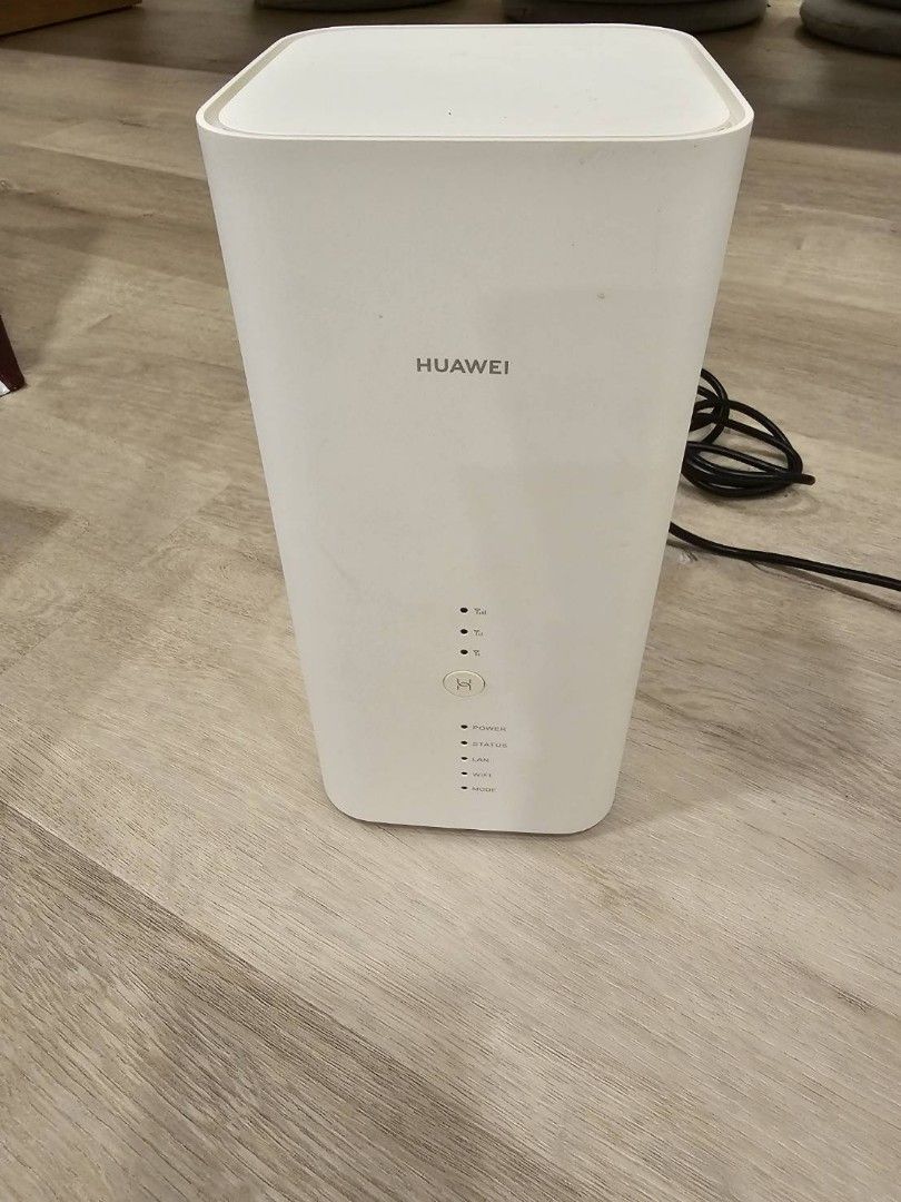 HUAWEI 原廠 4G LTE 3 Prime無線分享器 B818-263, 電腦及科技產品, 電腦周邊產品, Wifi及上網相關產品在旋轉拍賣