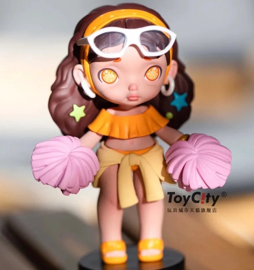 Laura Pool Fighting Figure on Carousell
