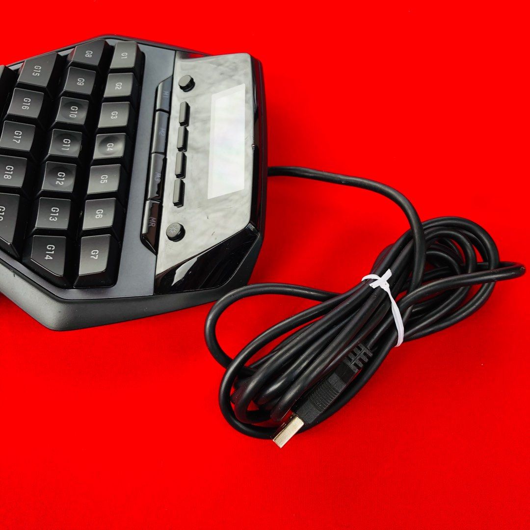 Logitech G13 Programmable Gaming Gameboard With LCD display Single ...