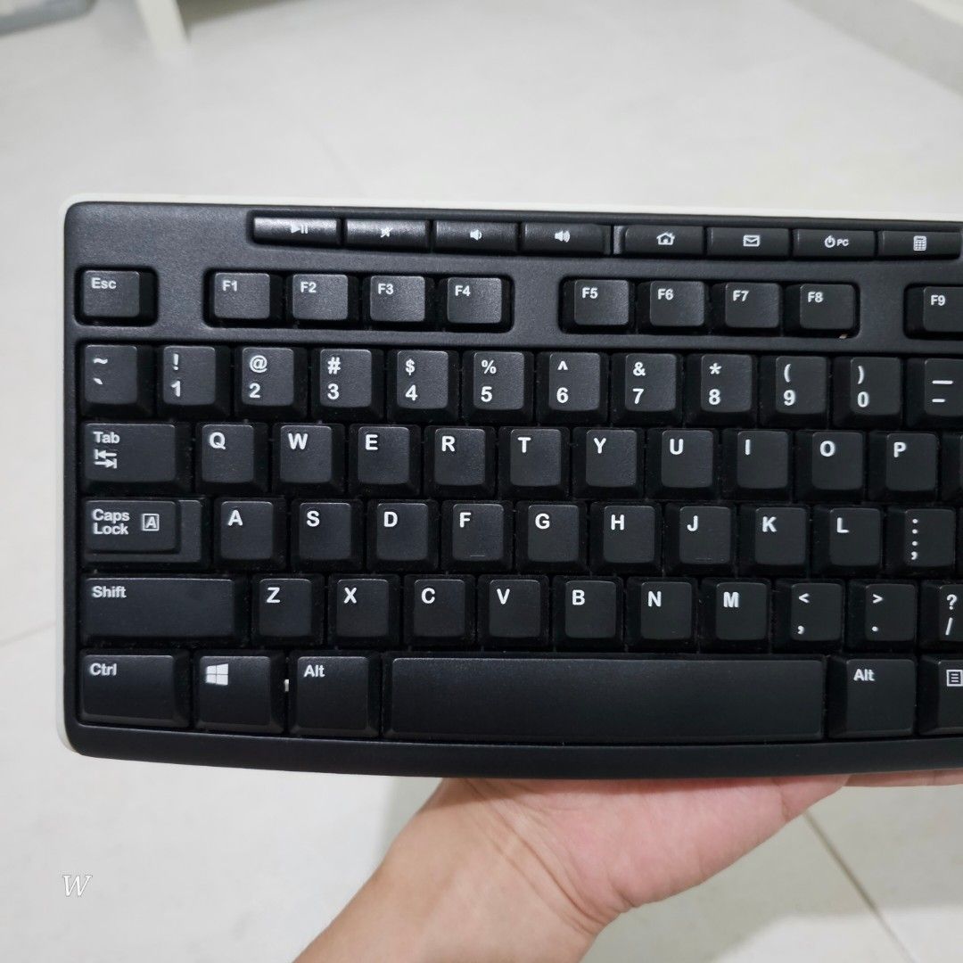Logitech K270 Keyboard Computers And Tech Parts And Accessories Computer Keyboard On Carousell