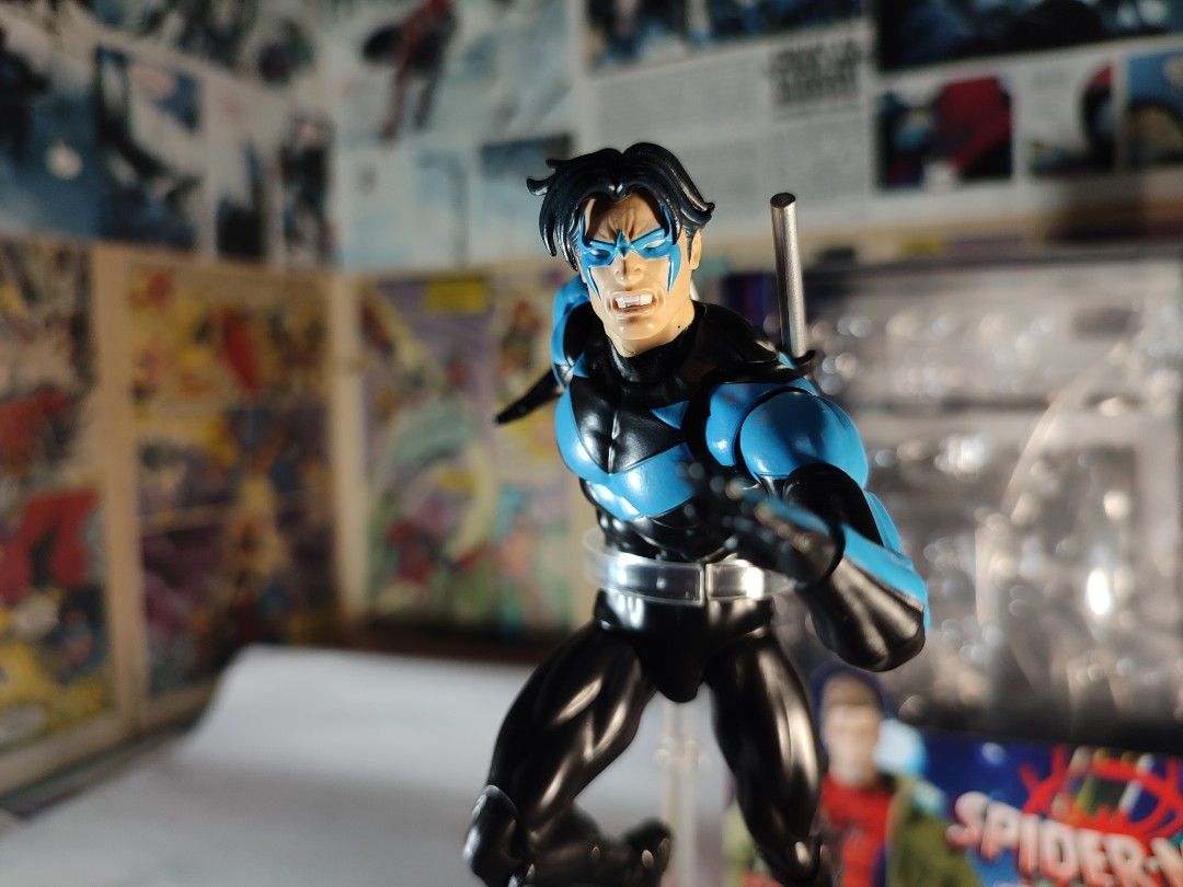 Mafex Nightwing (Hush) on Carousell