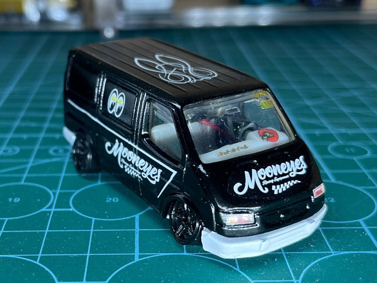 matchbox ford transit custom hotwheels, Hobbies & Toys, Toys & Games on ...