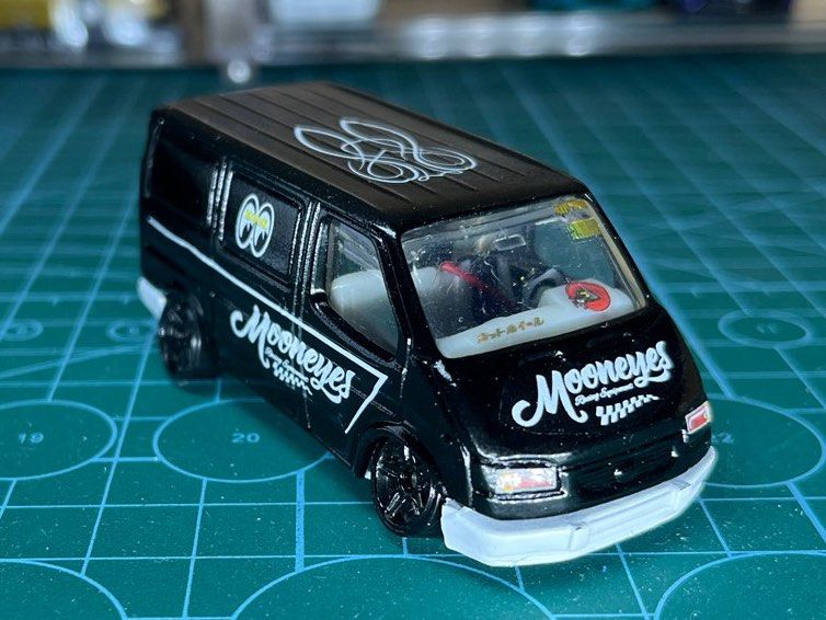 matchbox ford transit custom hotwheels, Hobbies & Toys, Toys & Games on ...