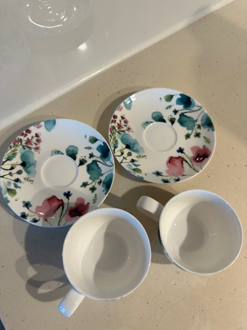 Maxwell & Williams Tea Cup Set, 傢俬＆家居, 廚具和餐具, 茶具配件 - Carousell