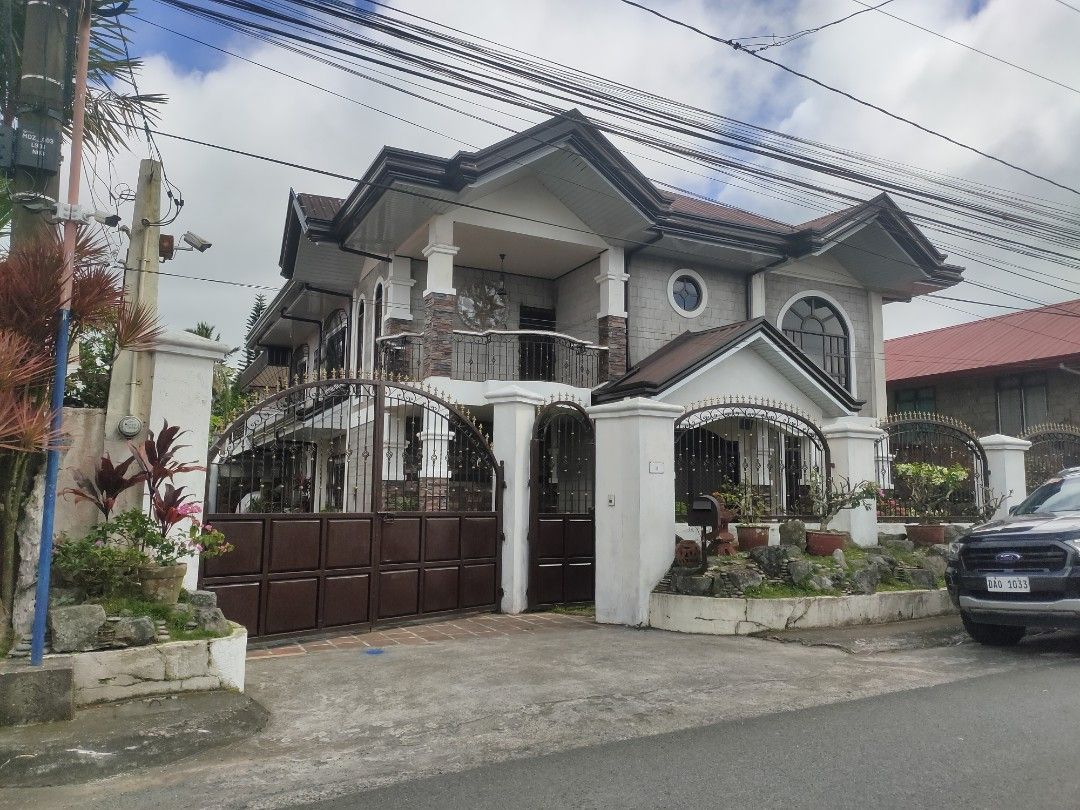 Mendez Cavite / 2Storey House and Lot on Carousell