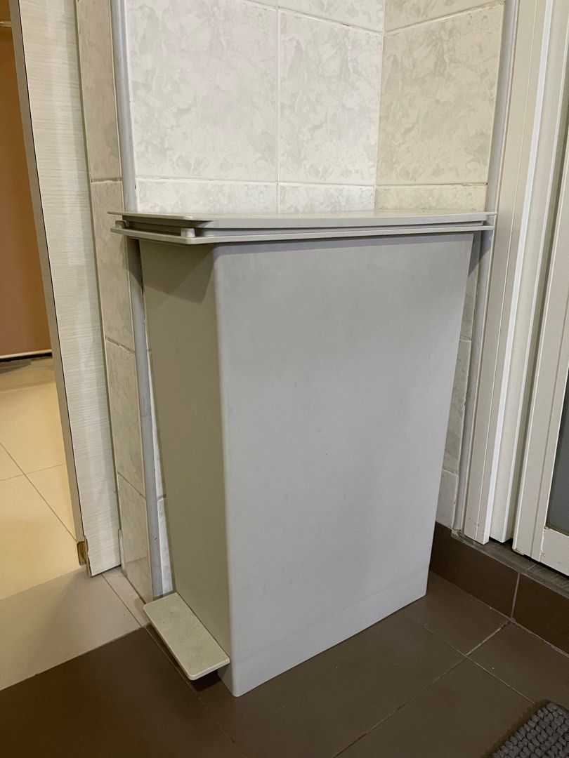 Muji waste bin (big), Furniture & Home Living, Cleaning & Homecare ...