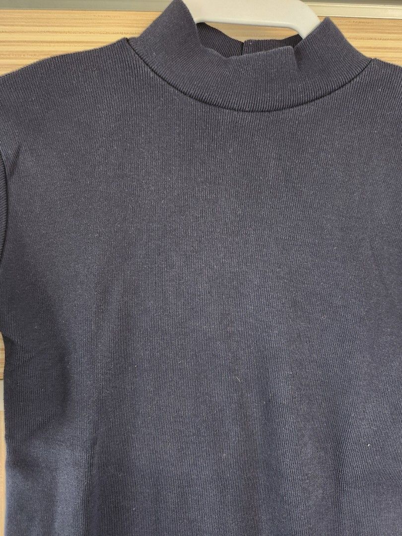 Navy blue turtle neck on Carousell