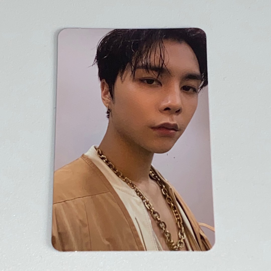 NCT Johnny Resonance PC (Future ver.), Hobbies & Toys, Memorabilia ...