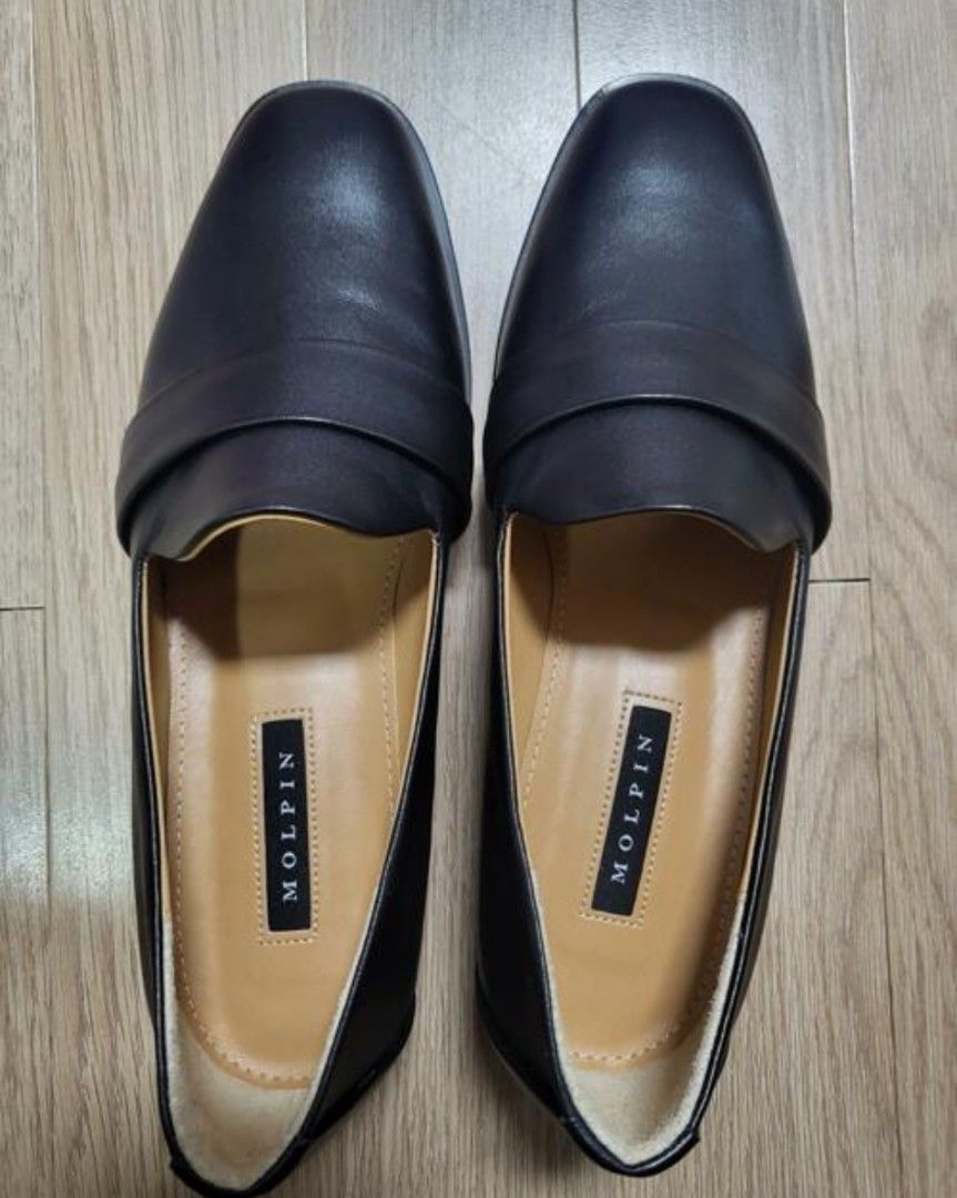 New Loafer Ver Shoes, Women's Fashion, Footwear, Loafers on Carousell