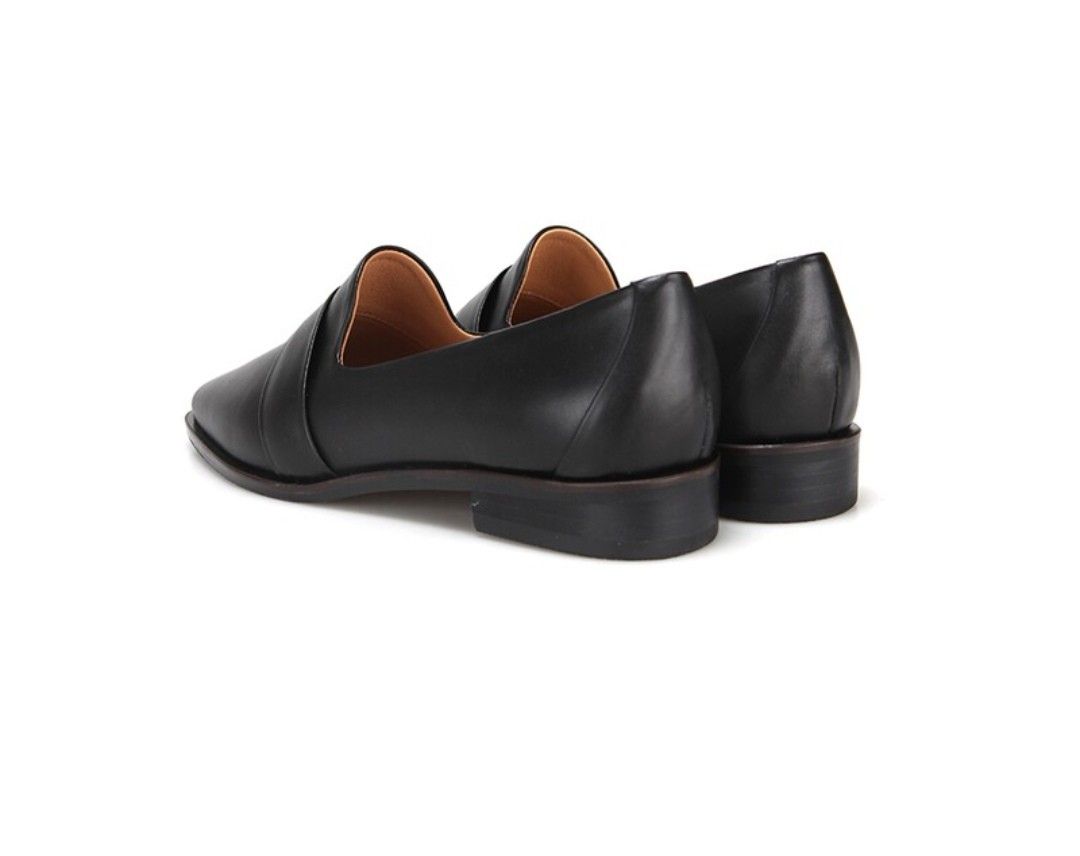 New Loafer Ver Shoes, Women's Fashion, Footwear, Loafers on Carousell