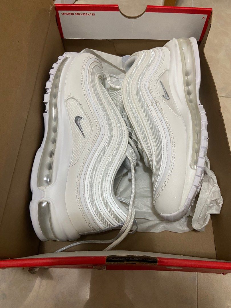 Nike air max 97 white US7.5, 男裝, 鞋, 波鞋 - Carousell