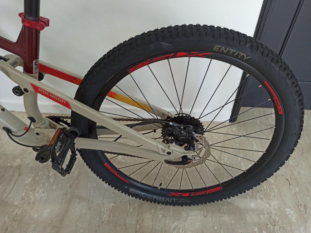 Polygon Siskiu D5 27.5 full suspension mountain bike., Sports Equipment ...