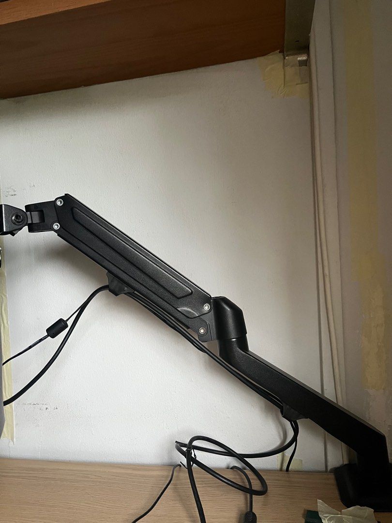 Prism+ C270 + Arc Lite Monitor Arm, Computers & Tech, Parts ...