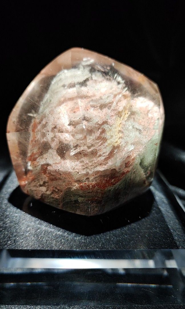 Rare Pink Phantom Quartz, Women's Fashion, Jewelry & Organisers ...