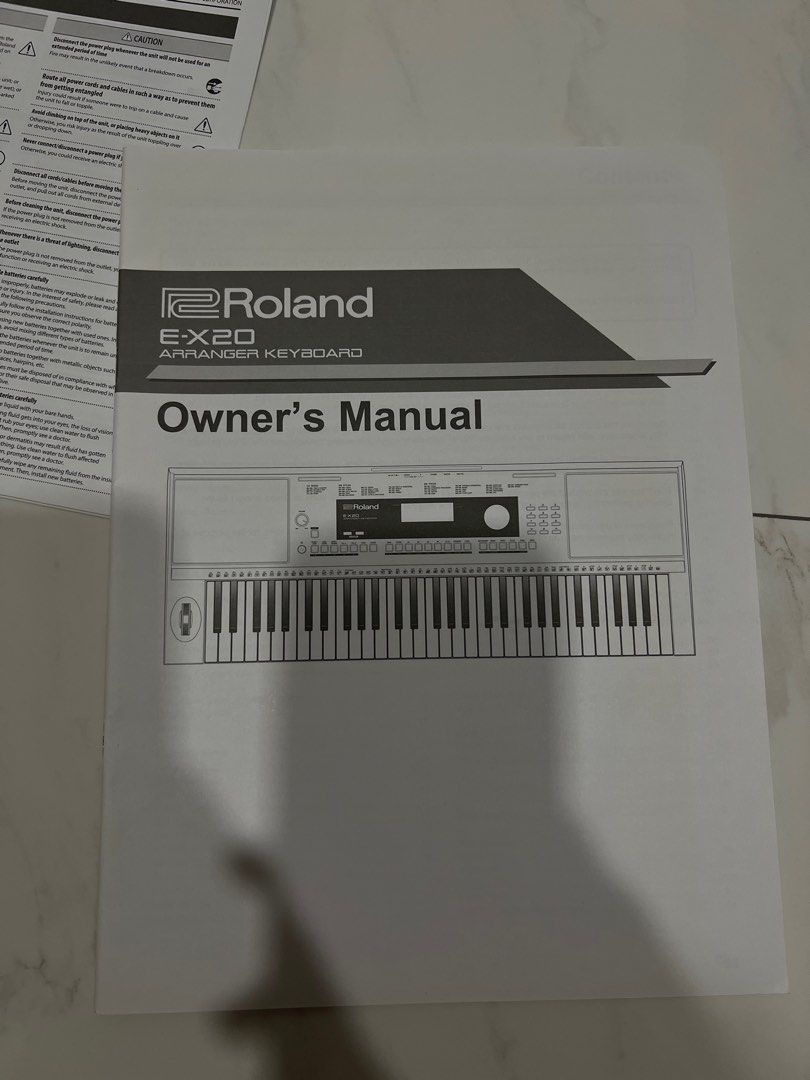 ROLAND EX20 Arranger keyboard W/stand & bench, Hobbies & Toys, Music ...