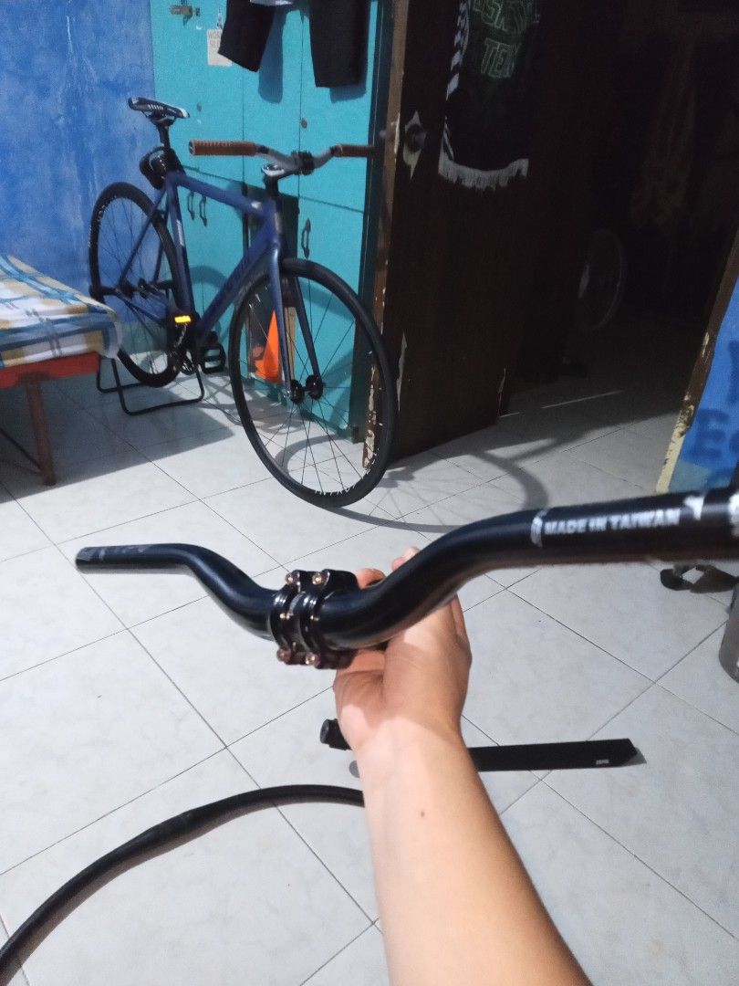 SAGMIT Monster Riserbar & UNO Stem on Carousell
