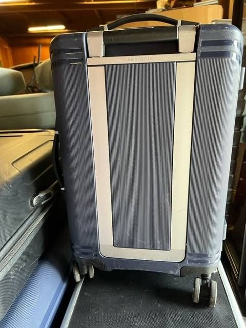 samsonite hard shell spinner wheel suitcase, used, hand carry cabin ...