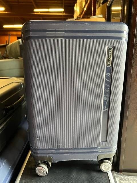 samsonite hard shell spinner wheel suitcase, used, hand carry cabin ...