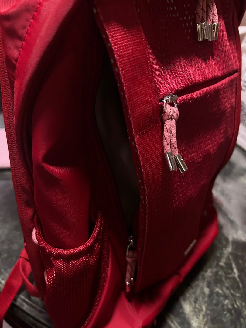Samsonite Red back pack, Men's Fashion, Bags, Backpacks on Carousell