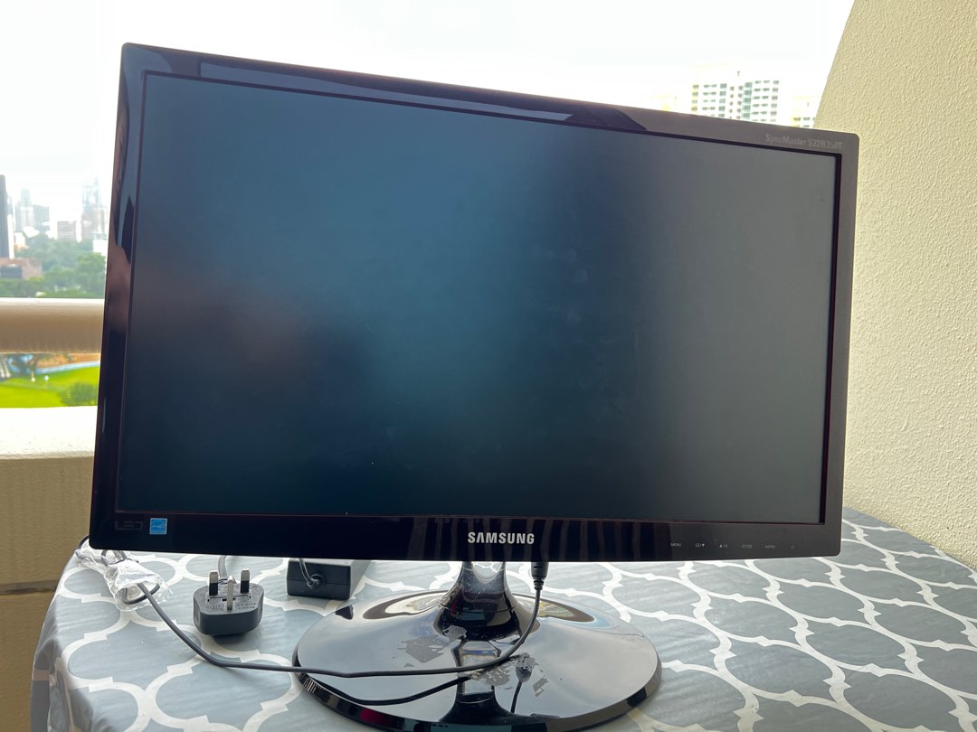 Samsung Monitor; 20 inches, Computers & Tech, Parts & Accessories ...