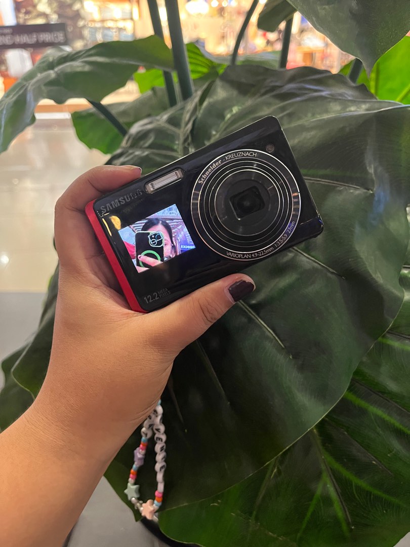 Samsung ST500, Photography, Cameras on Carousell