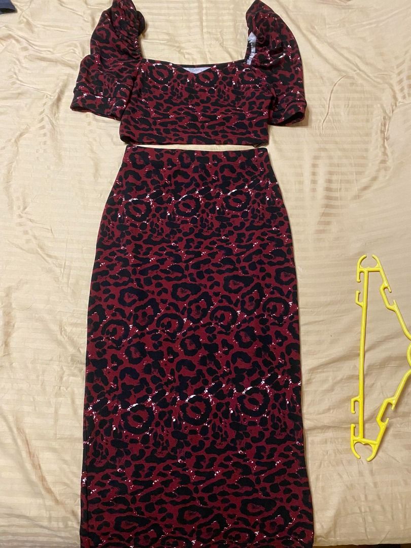Shein Puffed Sleeves Coords Fitted Red Leopard Top and Skirt Set, Women ...