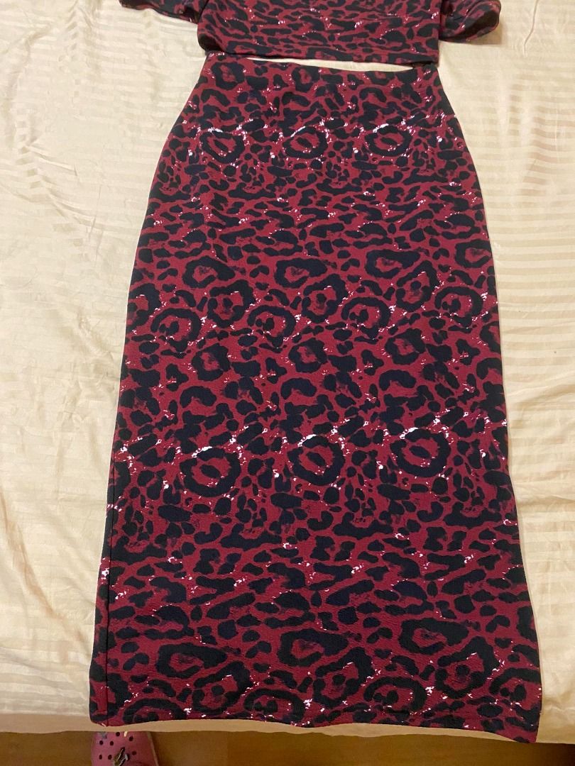 Shein Puffed Sleeves Coords Fitted Red Leopard Top and Skirt Set, Women ...