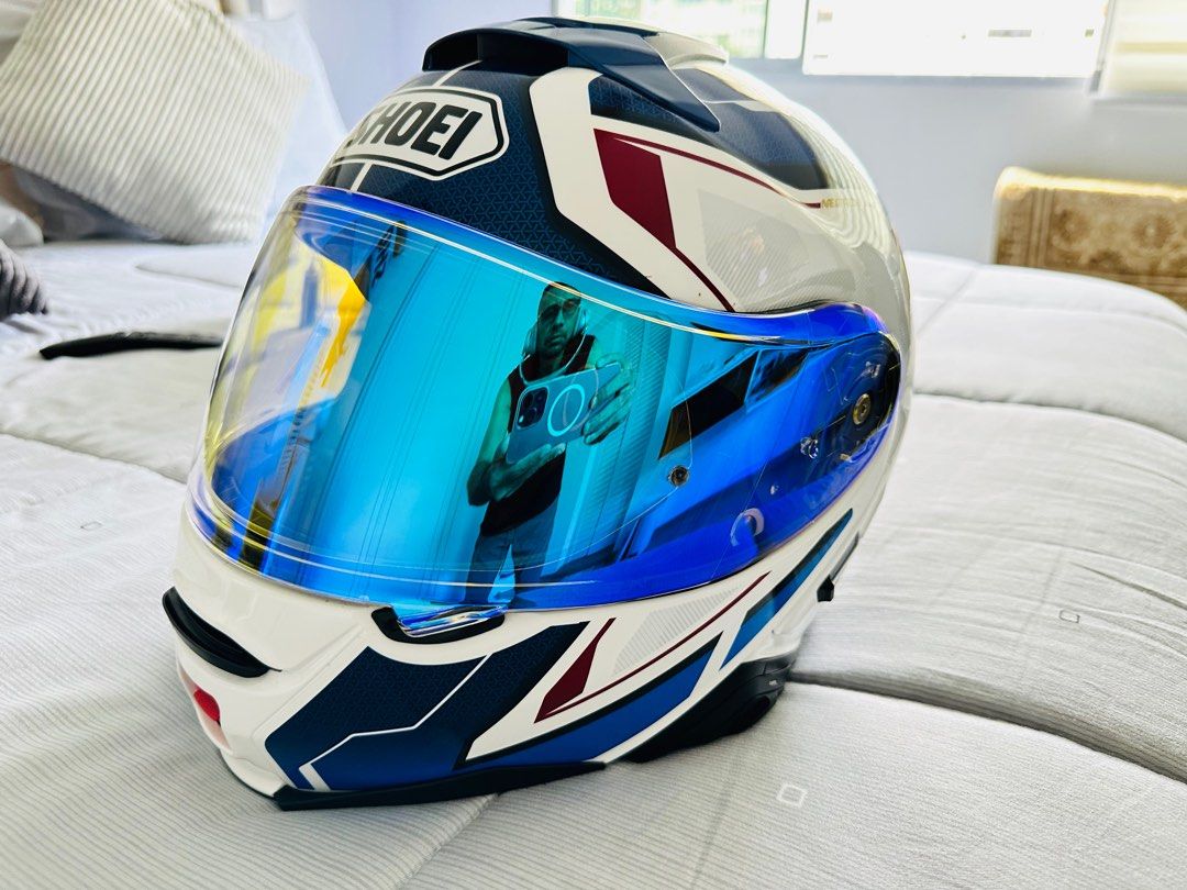 Shoei Neotec 2 with SENA SRL Mesh communicator installed ...