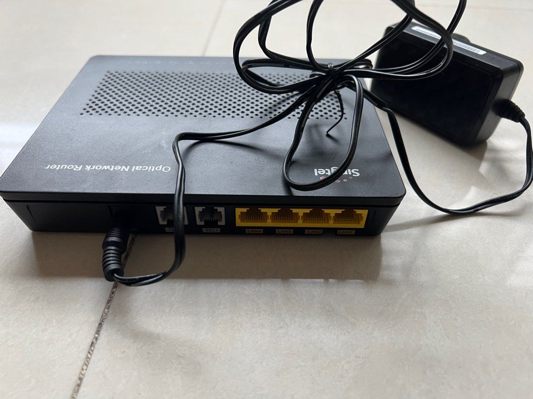 Singtel Optical Network Terminal (2 types), Computers & Tech, Parts ...
