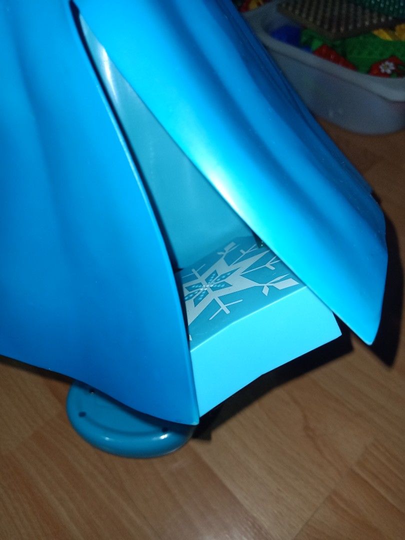 Skate & Sing Elsa Remote Control Toy, Hobbies & Toys, Toys & Games on ...