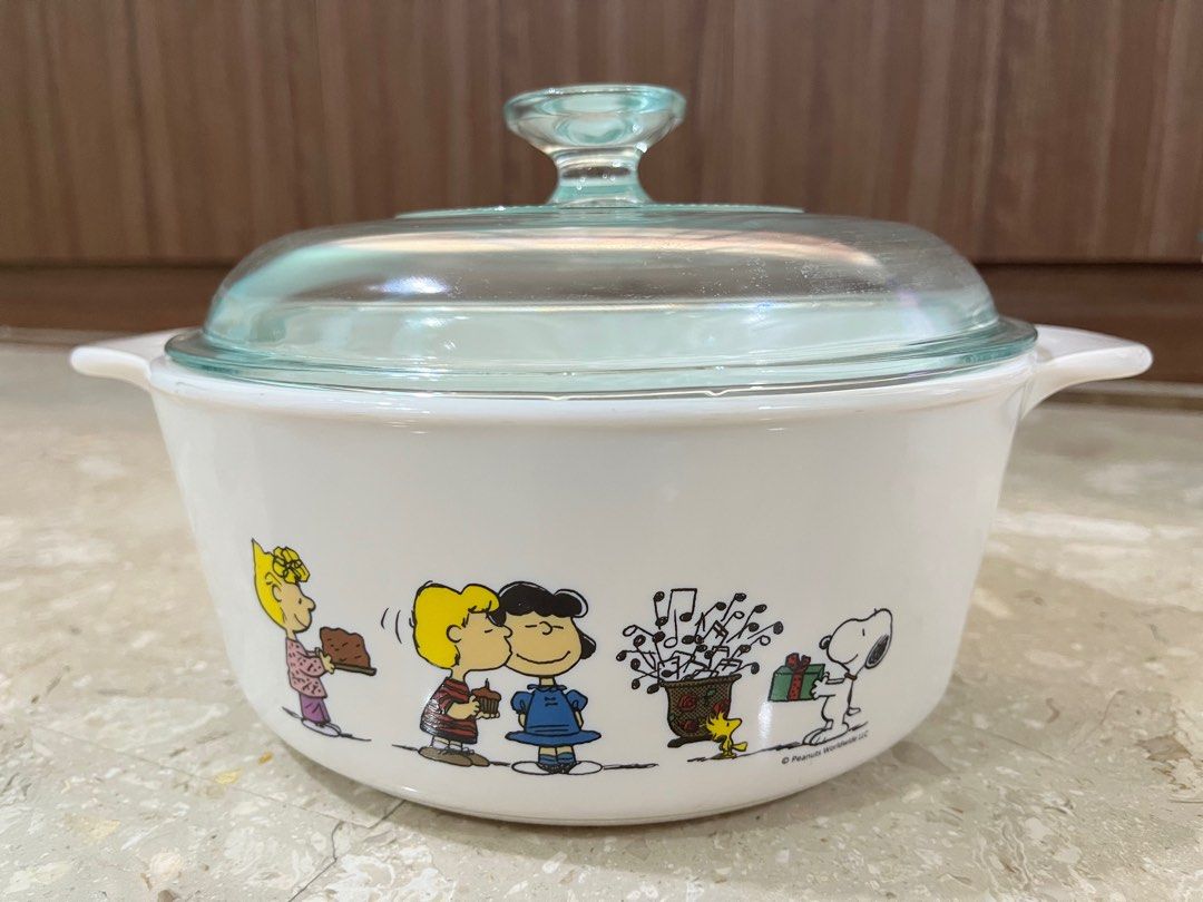 Snoopy Corningware 2.25 Litre Covered Casserole, Furniture & Home ...